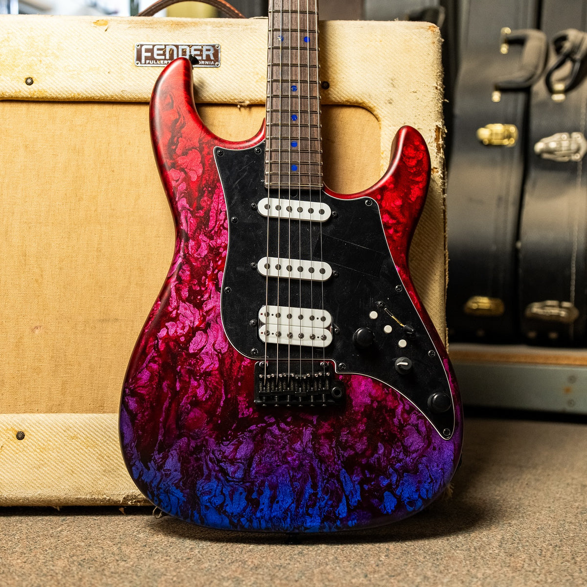 James Tyler USA Studio Elite HD – Reverse Jimburst over Cherry Red Shm ...
